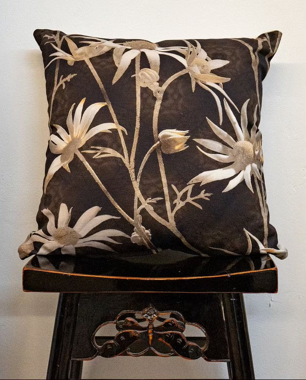 Cushions – Ruth Tate