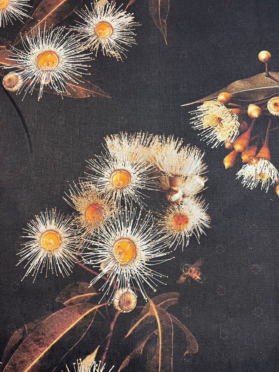 Upholstery fabric-Kalypto Oxide-linen – Ruth Tate